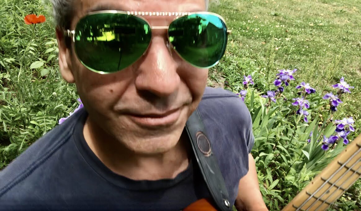 Ed Roman, a multi-award-winning singer-songwriter, has released a new ...