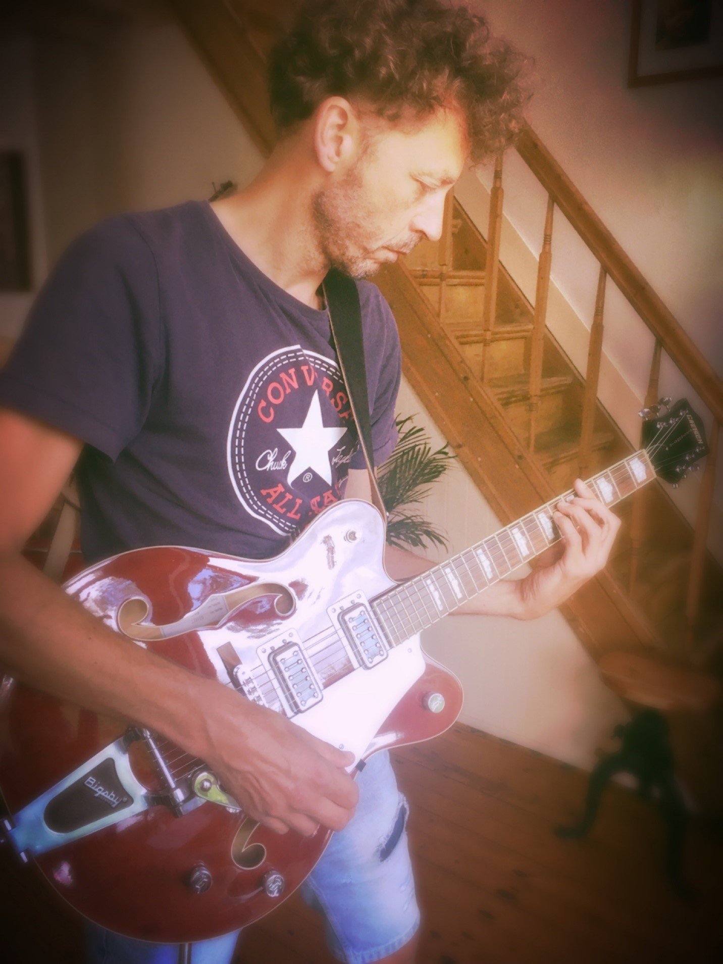 Sinking Man by Scarlet Mill: Review | Illustrate Magazine