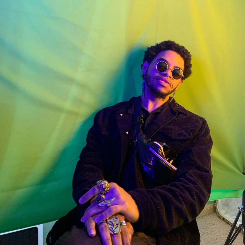 ANGELS WITH FANGS by GALLOWAYYYS: EP Review | Illustrate Magazine