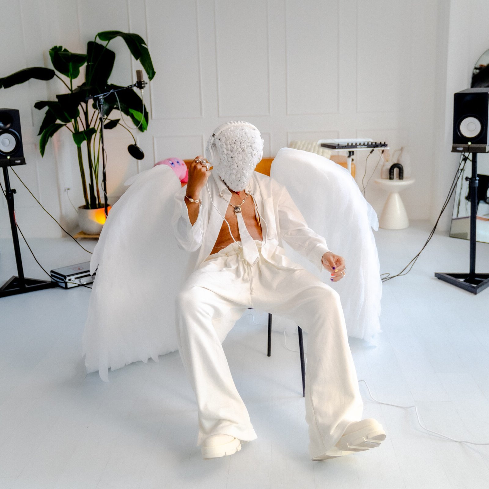 Angels With Fangs by Gallowayyys: Album Review | Illustrate Magazine