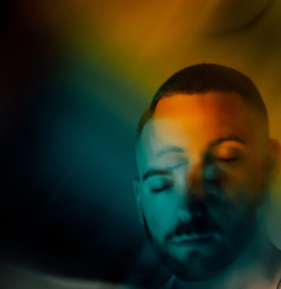How Not To Drown by ROTHSTEIN: Album Review | Illustrate Magazine