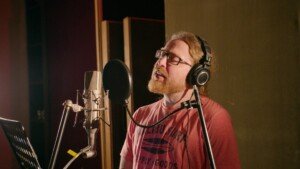 Hello by Apache Rose: Review | Illustrate Magazine